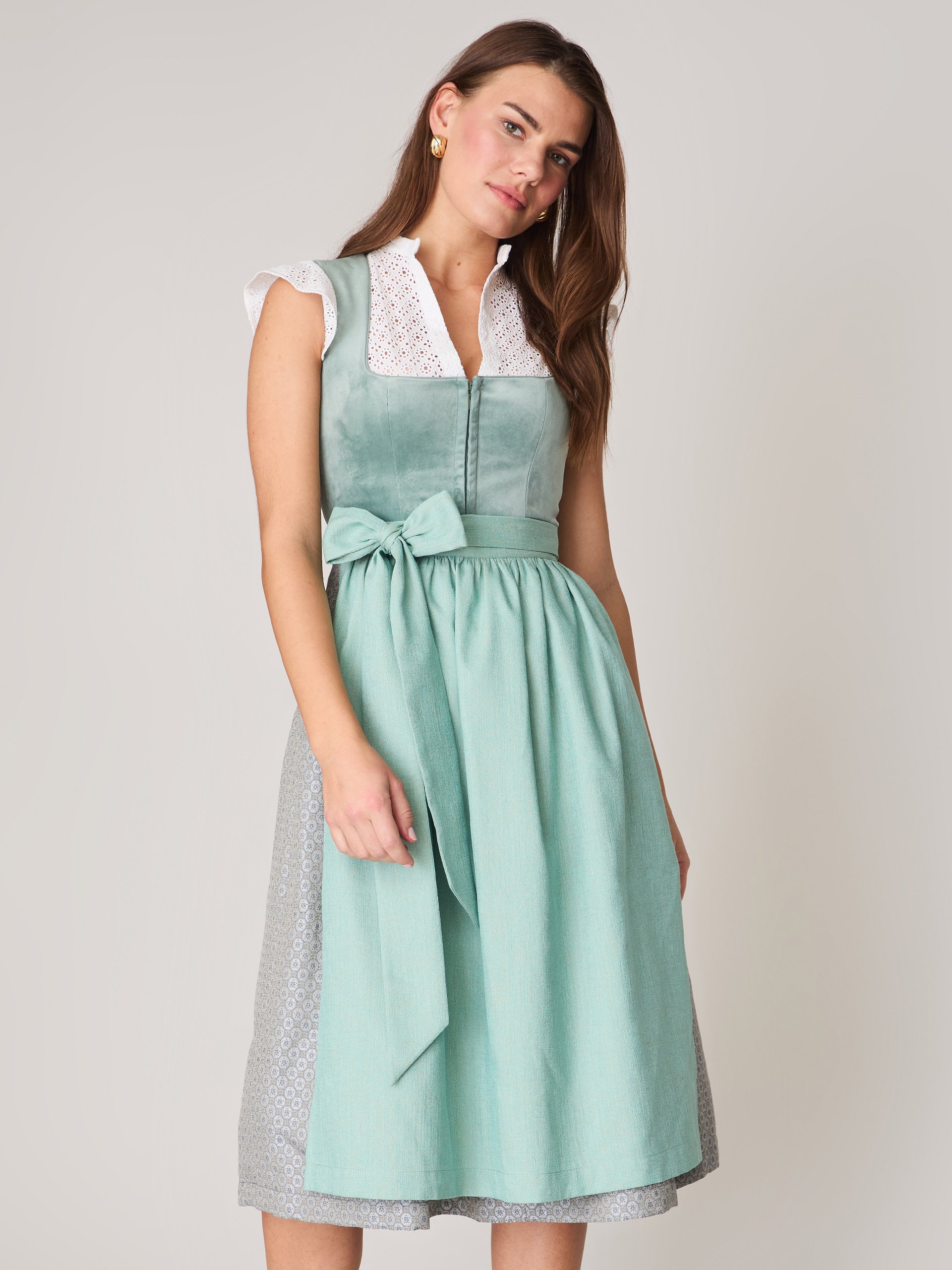 Limitierte Designer Dirndl entdecken | LIMBERRY