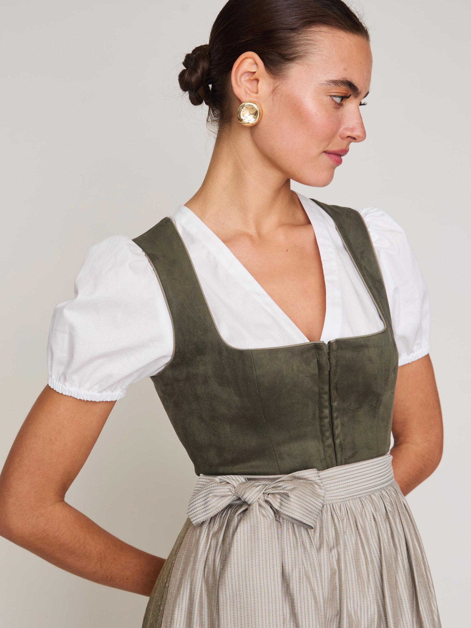 Grüne Dirndl online kaufen | LIMBERRY