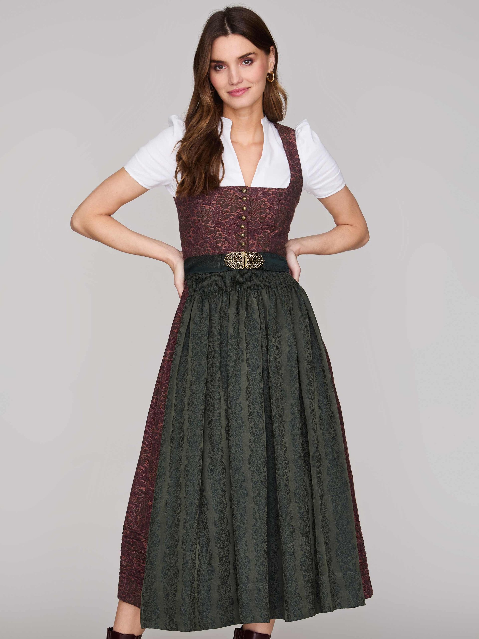Limitierte Designer Dirndl entdecken | LIMBERRY
