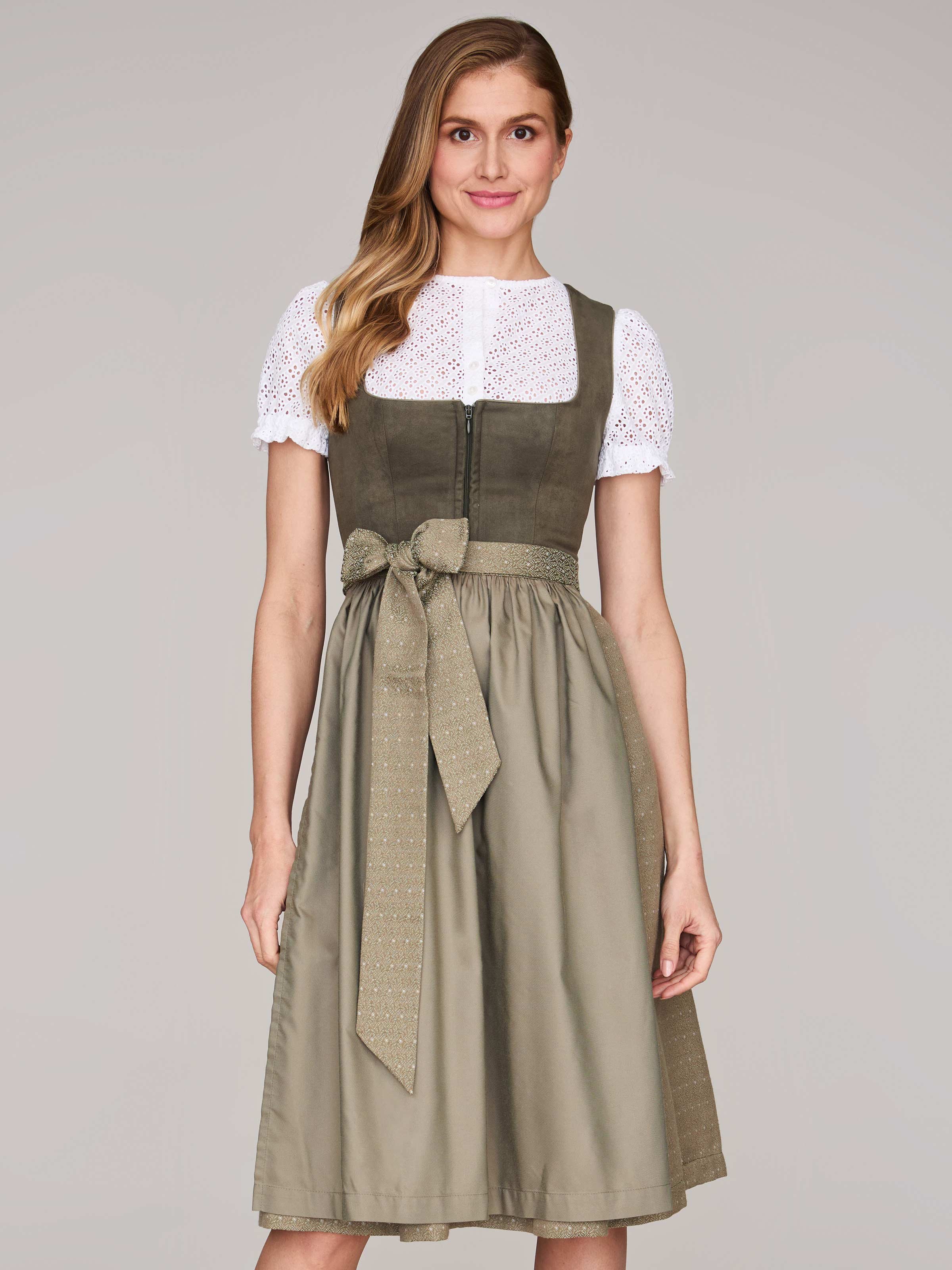 Grüne Dirndl online kaufen | LIMBERRY