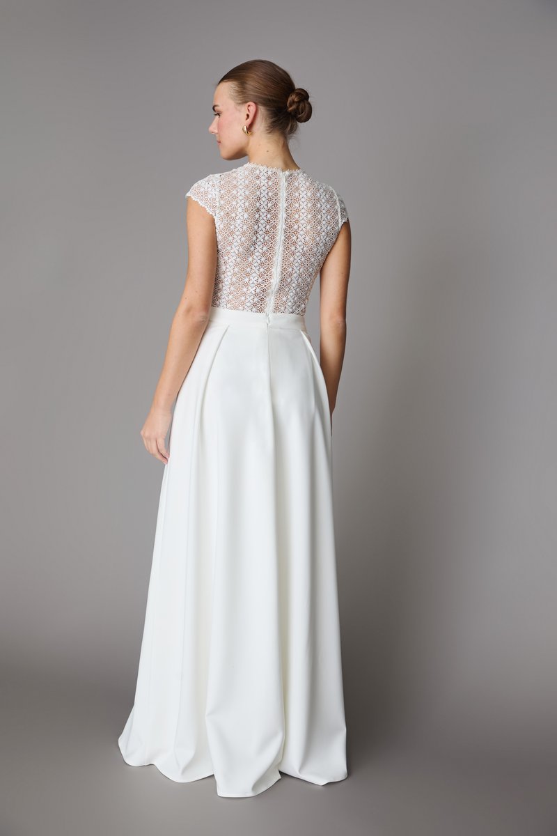 Edler Braut-Body aus Häkelspitze | LIMBERRY Bridal Studio