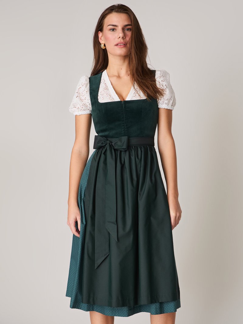 Samtdirndl Modelle 2025 kaufen | LIMBERRY