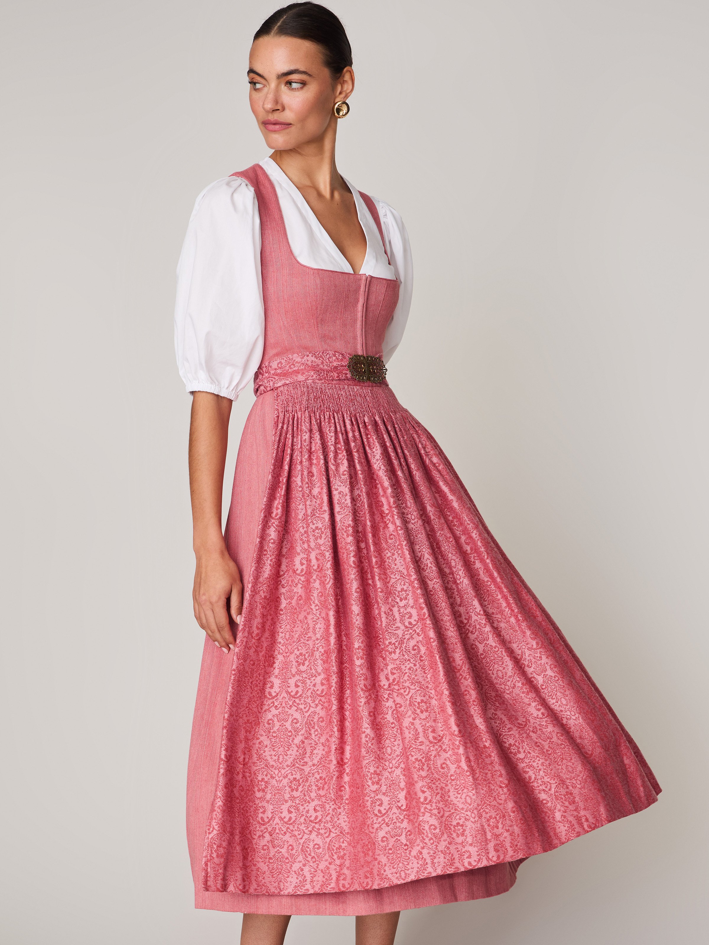Salbeigrünes Stretch-Dirndl | GOTTSEIDANK
