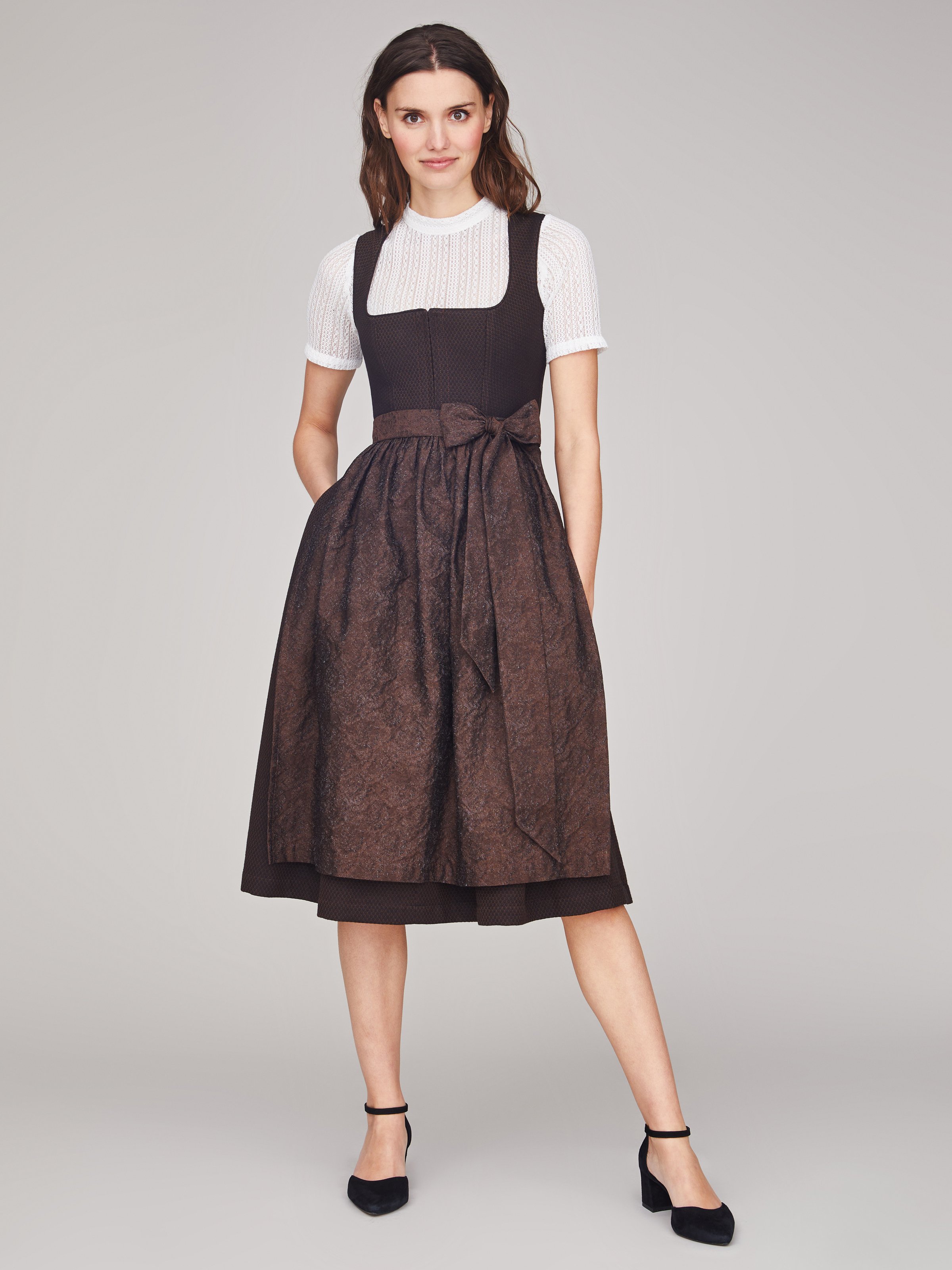 Dunkelbraunes strukturiertes Dirndl | LIMBERRY
