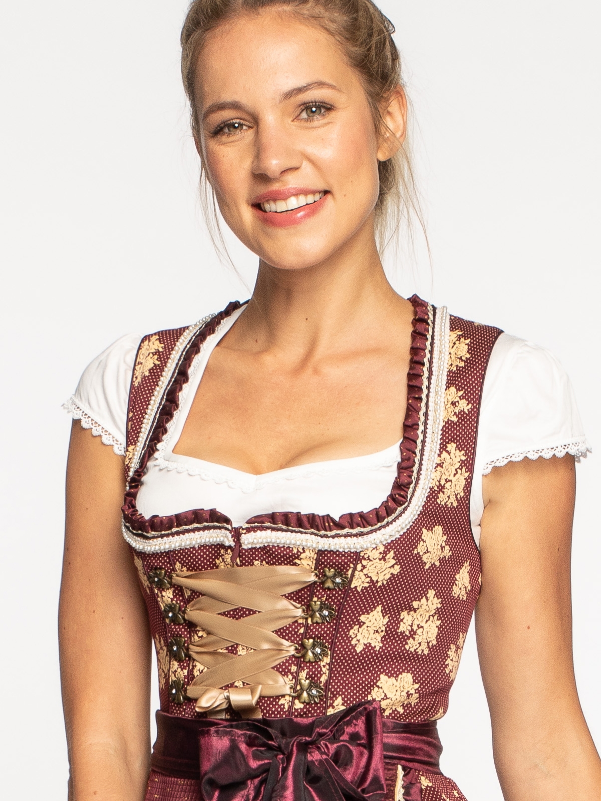 Dirndl in Beere | Krüger Dirndl